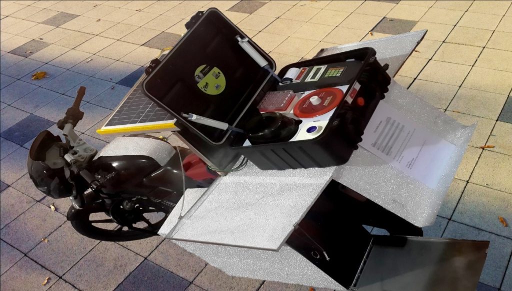 Design and validation of mobile laboratory for clinical biochemistry